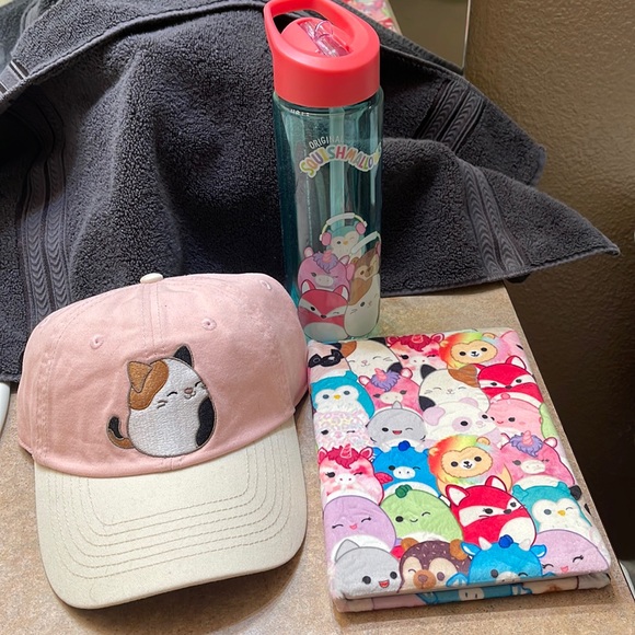 Squishmallows | Other | Squishmallow Bundle Hat Water Bottle And ...
